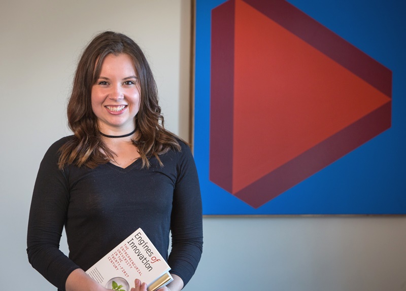 Business and Economics Student Ciana Rose - University Communications ...